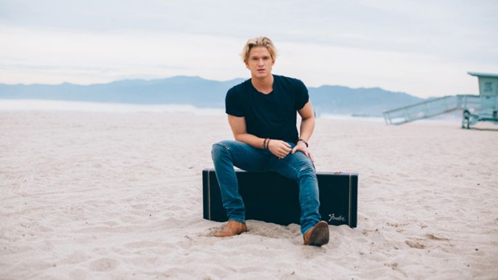Cody Simpson Merilis Album 'Free' Secara Independen - Creative Disc