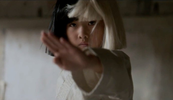 Sia Luncurkan Video Untuk Single ‘Alive’ - Creative Disc