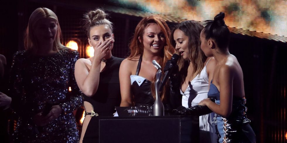 David Bowie, Little Mix, One Direction Adalah Pemenang BRIT Awards 2017 ...