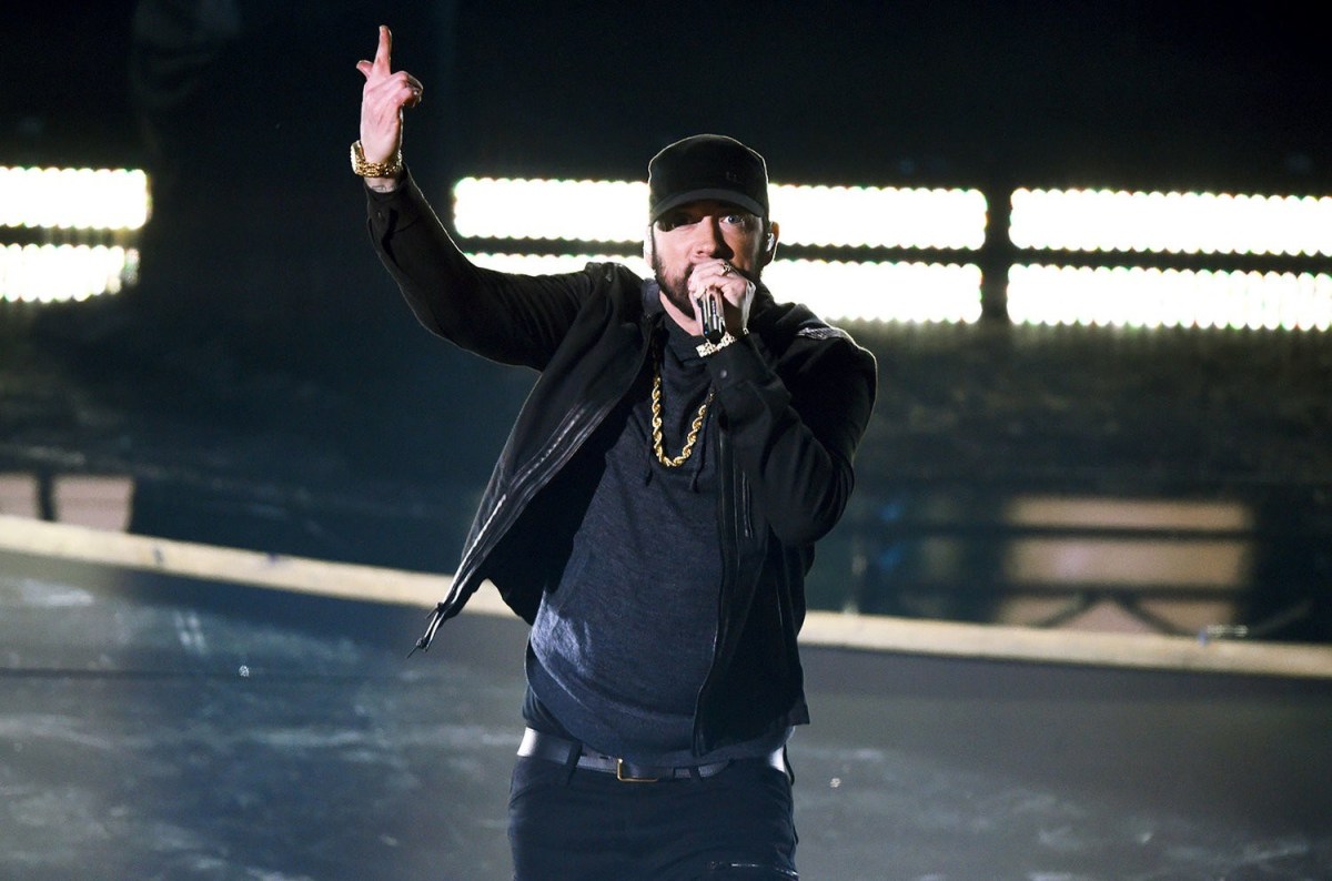 Eminem Hadirkan Penampilan Kejutan Di Oscars 2020 - Creativedisc