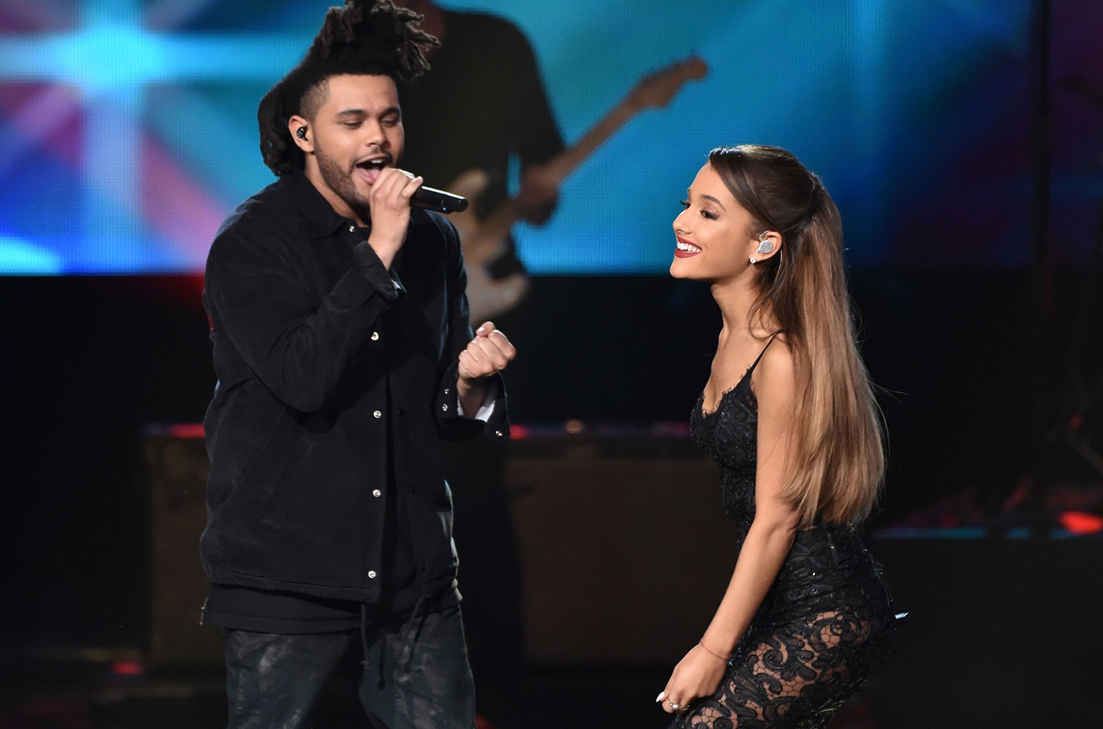 Lirik Lagu THE WEEKND, ARIANA GRANDE - Save Your Tears (Remix) - Creative Disc