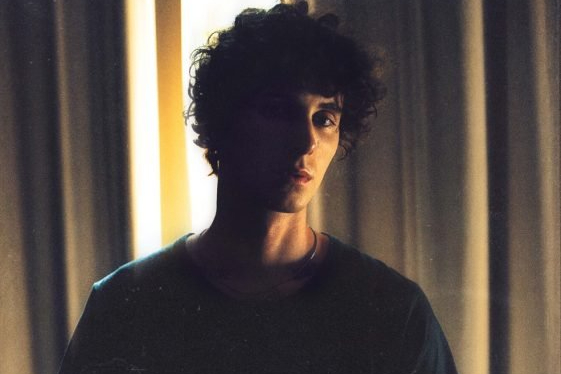 August Royals Kembali Dengan Single Barunya, ‘Kiss My Scars’ - Creative ...