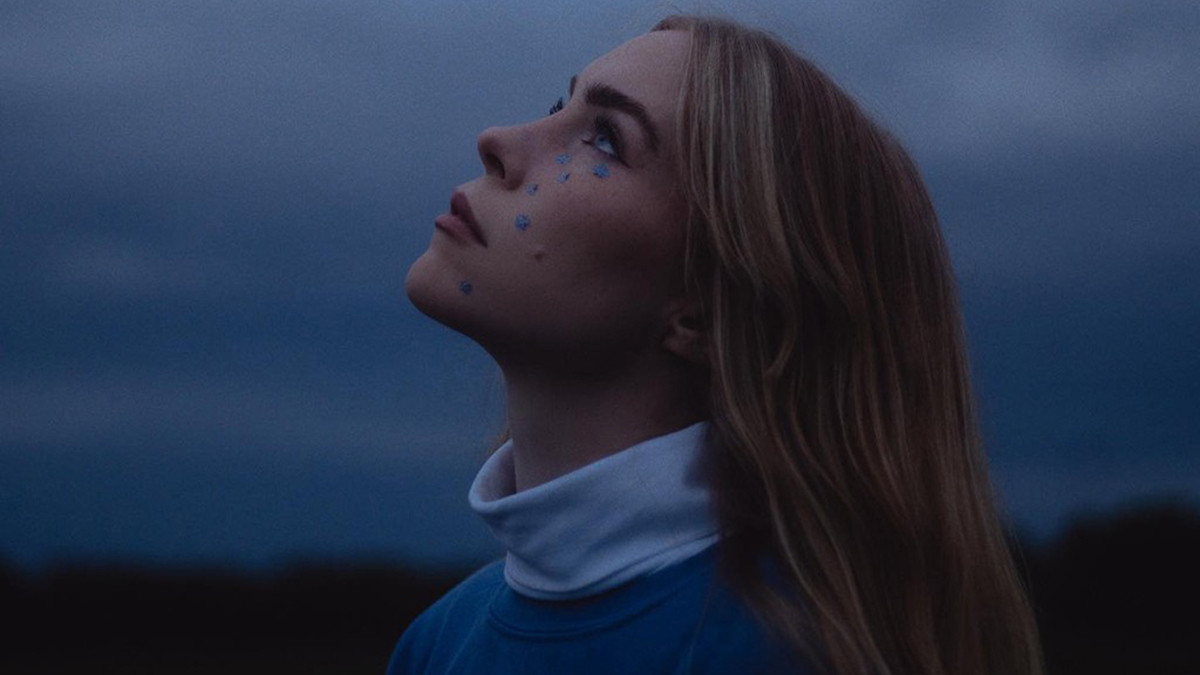 Umumkan Album Baru, Shy Martin Rilis Single Berjudul Sama ‘Late Night ...