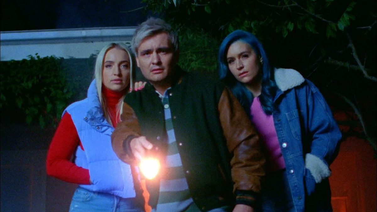 Sheppard Bermain-main Dengan Alien di Lagu Baru 'Daylight' - Creative Disc