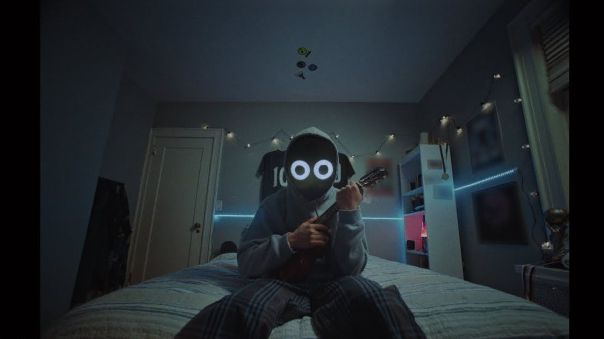 BoyWithUke Ungkap ‘Trauma’ Pribadinya dalam Album Debut “Lucid Dreams ...