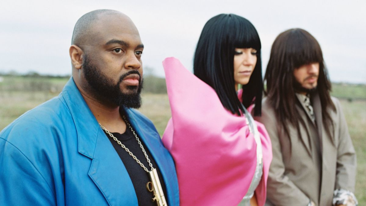 Khruangbin Bagikan Video Animasi untuk Single 'May Ninth' - Creative Disc
