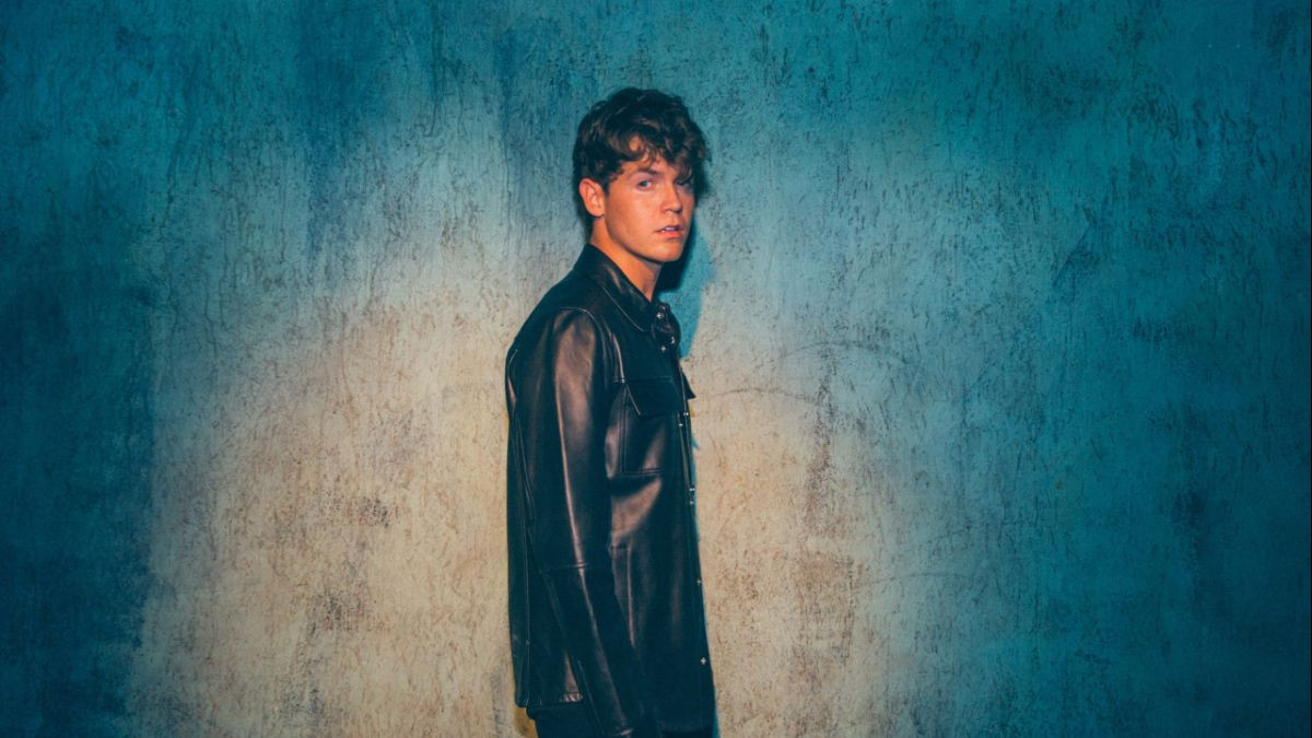 Jamie Miller Kembali Bagikan Balada Memilukan, ‘In the Cards ...