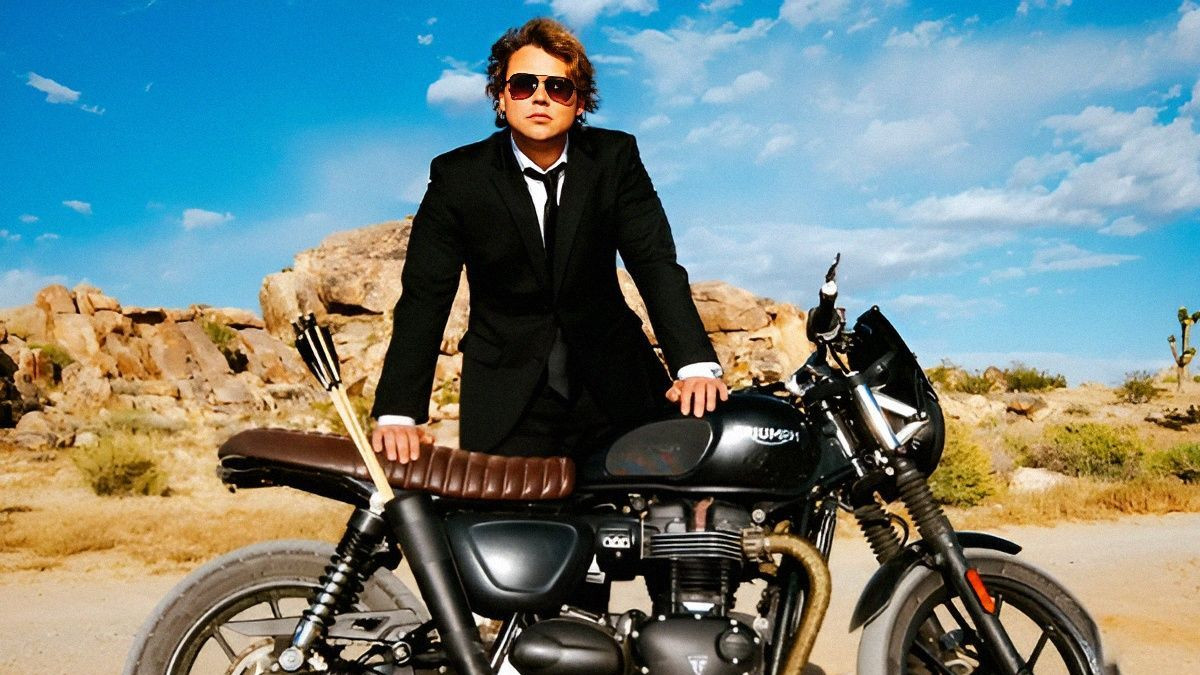 Ashton Irwin Ungkap Bagian Pertama dari Album Mendatang dalam Kemasan ...