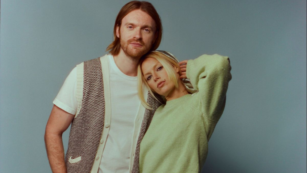 The Favors Kembali Lepas Lagu Baru, ‘David’s Brother’: Rilisan Terakhir ...