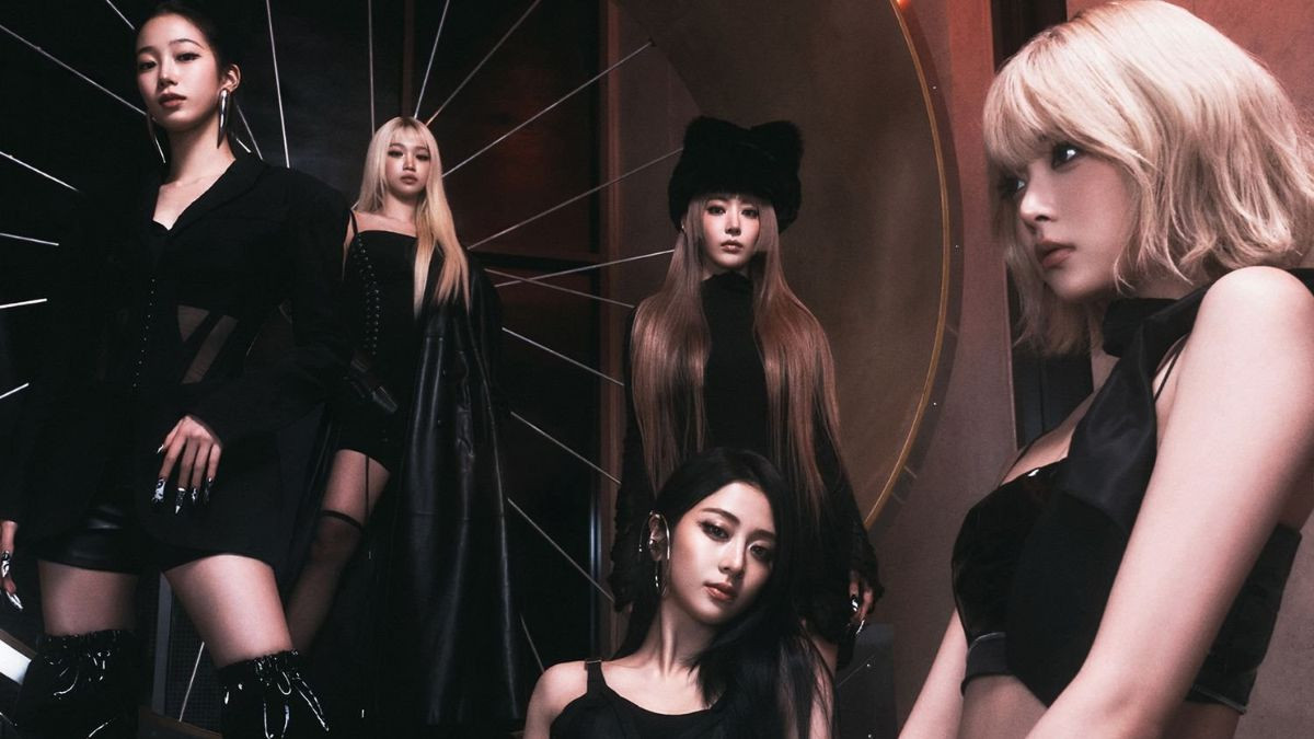 LE SSERAFIM Rilis Lagu 'DIFFERENT', Title Track Pertama untuk Single Jepang - Creative Disc