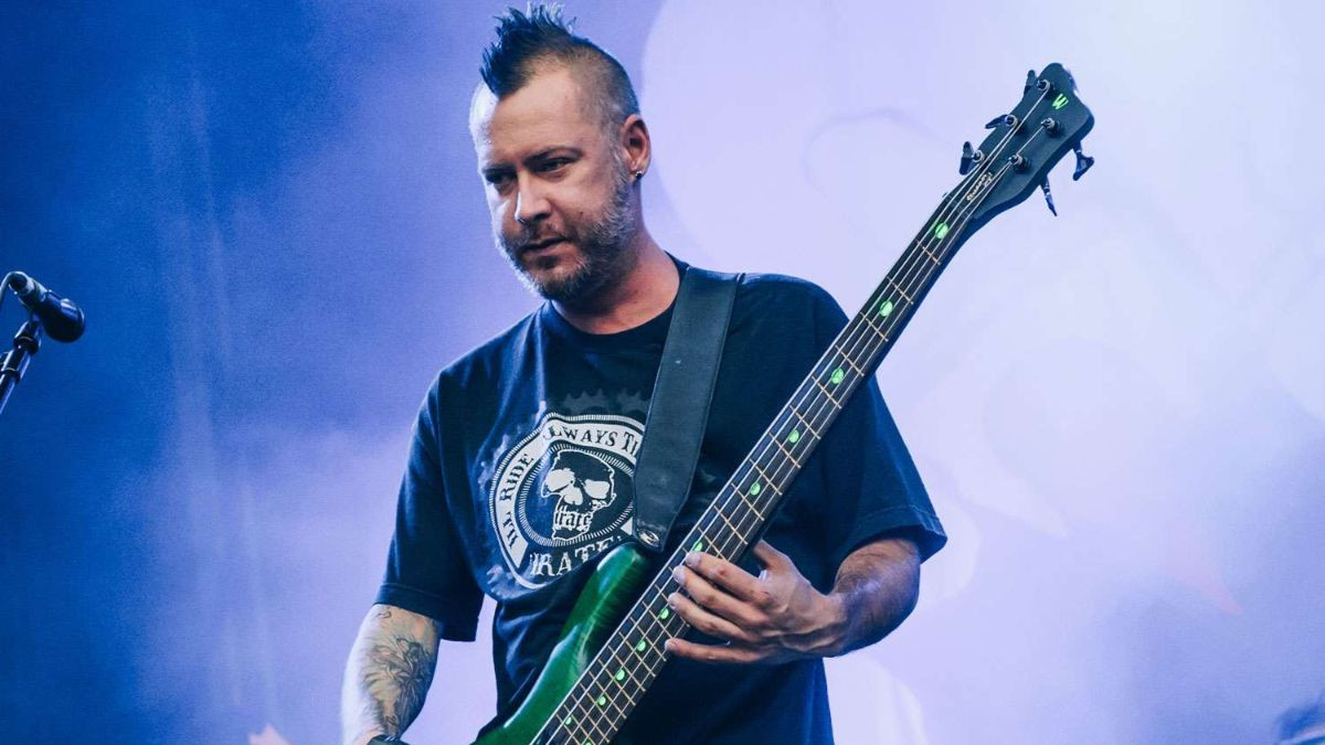 Limp Bizkit Berduka, Bassist Sam Rivers Meninggal Dunia di Usia 48 ...