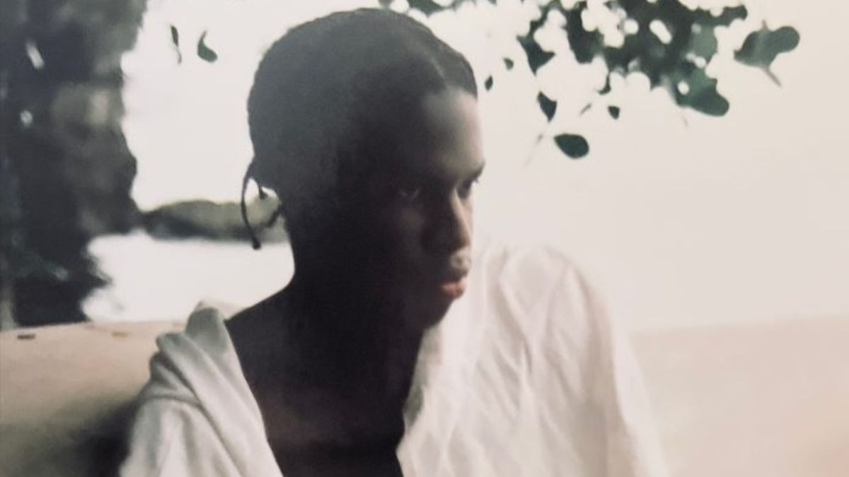 Daniel Caesar Eksplorasi Spiritual dan Soulful Lewat Album Baru “Son of ...