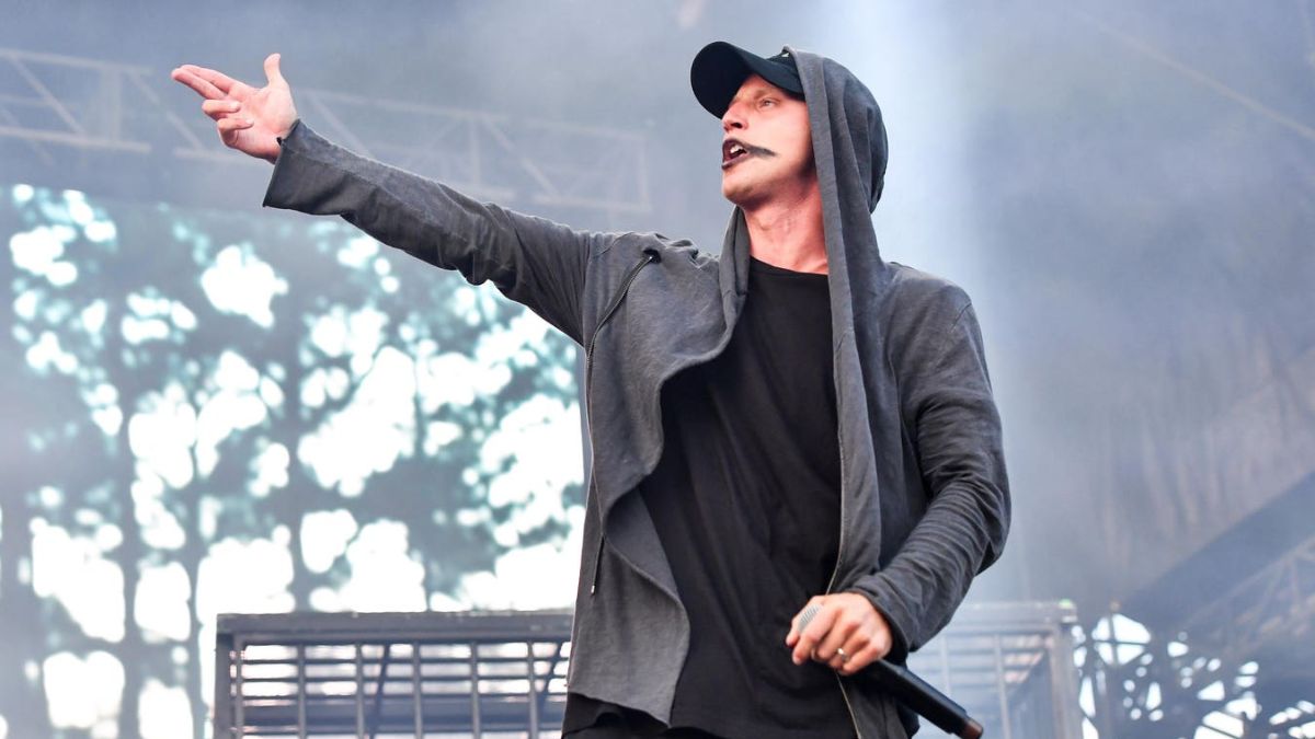 NF Kembali dengan EP “FEAR”, Bab Baru dengan Dua Video Musik: ‘FEAR ...