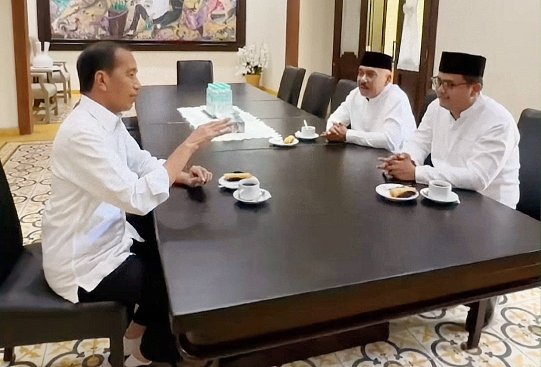 JOKOWI : Mas Ilyas-Pak Tri, Saya Titip Karanganyar Nggih - Rumah Jurnalis